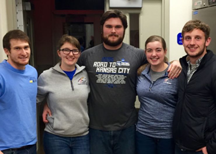 Catawba Students Lend a Helping Hand at Rowan Help | Catawba College